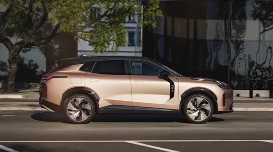 Lynk & Co | Ontdek alle modellen bij Van Roosmalen